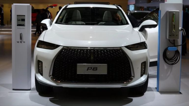 中国品牌豪华混动SUV的“代言人”，静态体验WEY P8_凤凰网视频_凤凰网