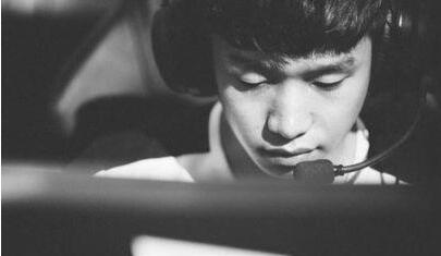 LOL：如果S8决赛是LPL内战，你希望是哪两支战队？谁夺冠？__凤凰网