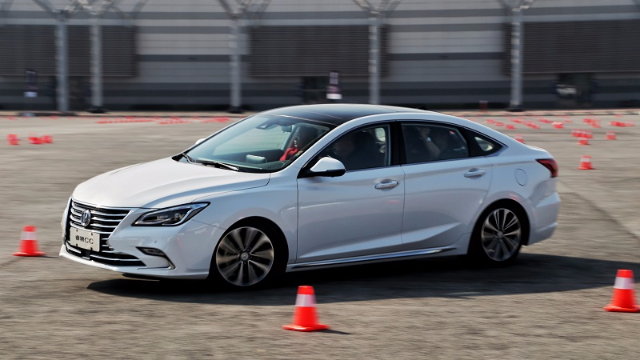 睿骋CC拿下2018版C-NCAP五星，安全体验怎样？_凤凰网视频_凤凰网