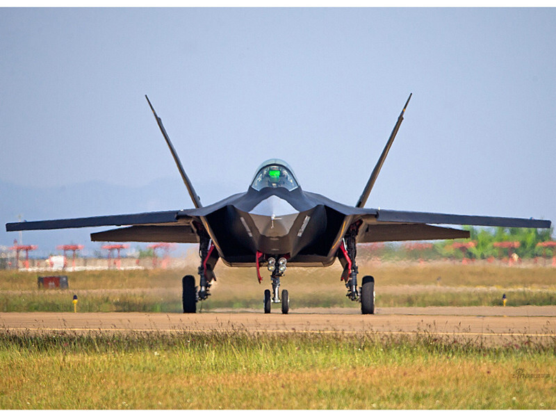 FC31战机是怎样的存在？确实比不上歼20，但是也有许多亮点_凤凰网