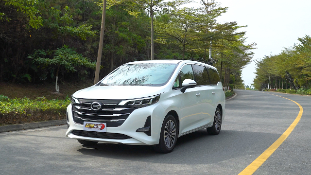 国产真7座MPV 后排空间巨无霸 实测广汽传祺GM6_凤凰网视频_凤凰网