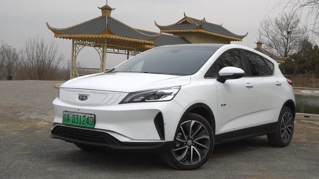 综合续航400km 体验吉利帝豪GSe长续航版_凤凰网视频_凤凰网