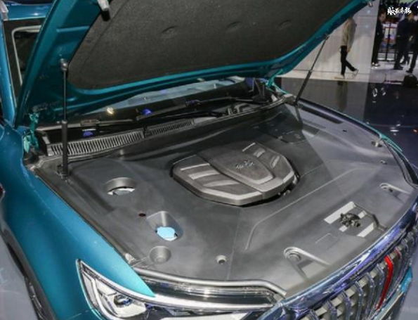 春晚亮相的红旗HS5正式上市__凤凰网