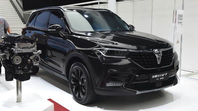 寄予厚望的国产SUV！1.8T/232马力，不足14万起_凤凰网视频_凤凰网