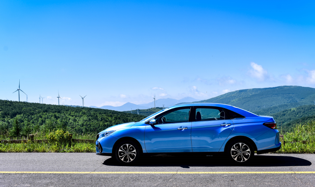 启辰D60EV “五艺”傍身 进军新能源市场_凤凰网汽车_凤凰网