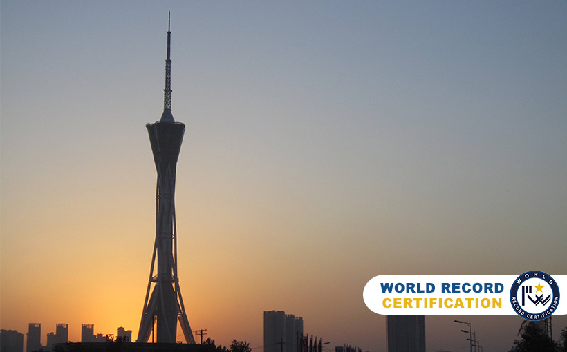 多彩中国之大国崛起——世界最高的全钢结构发射塔__凤凰网