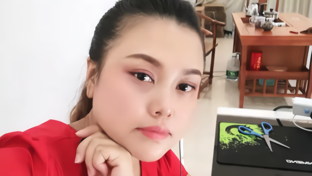 当一个男人对你动了真情会有这几种表现 （八妹）凤凰网视频凤凰网