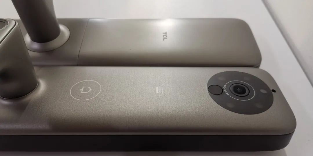 TCL K7C-C12：随时随地掌握门外动态，安全守护无懈可击！__凤凰网