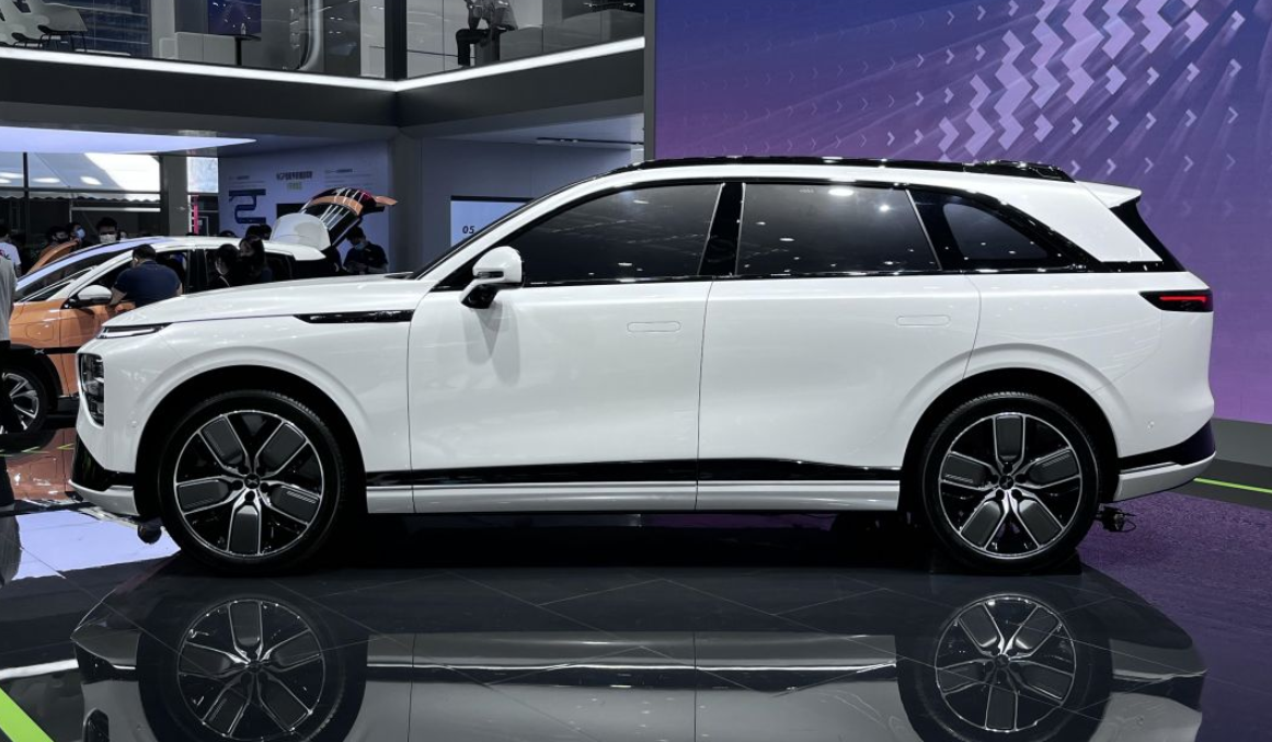 超充5分钟，续航200+公里，小鹏G9实力来袭！_凤凰网汽车_凤凰网