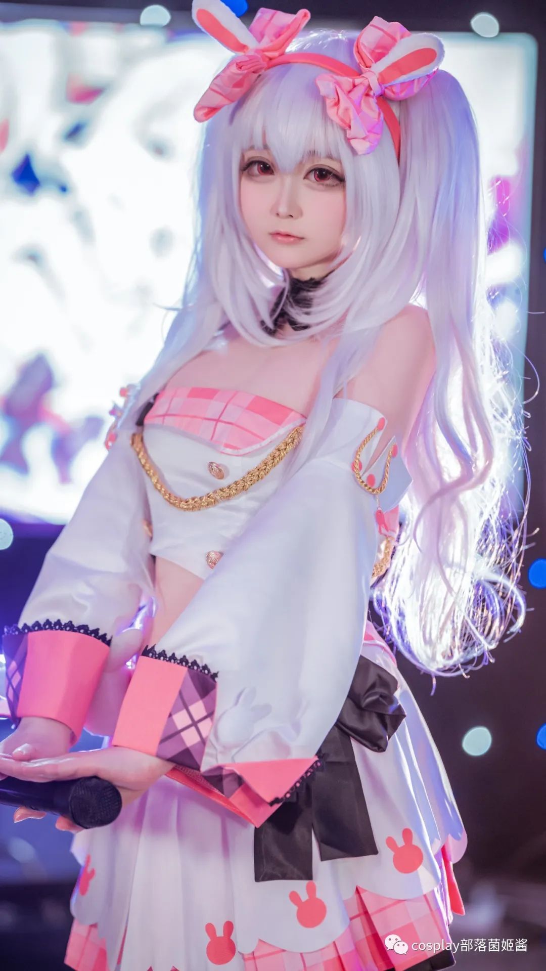 cos：碧蓝航线拉菲兔cos正片@小夜子__凤凰网