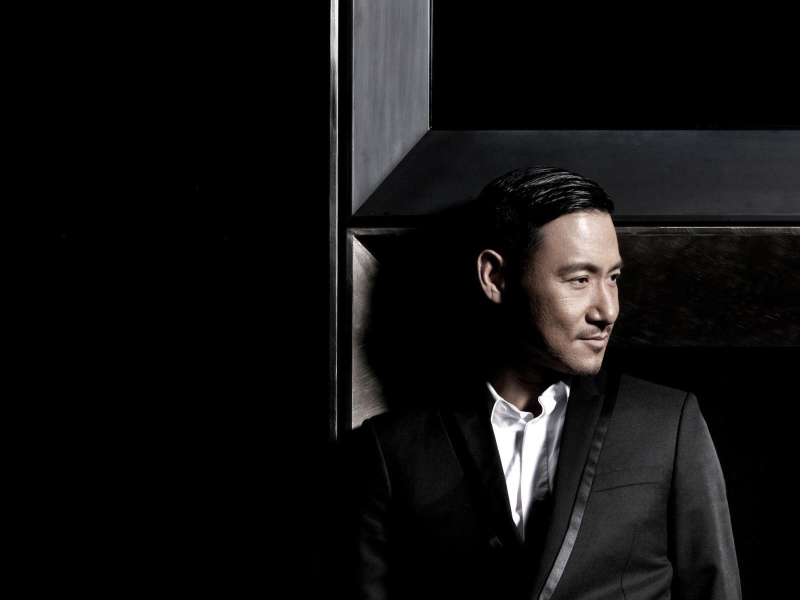 致敬歌神: 张学友以浪荡的演技, 用“食屎啦你”演绎出三种霸气_凤凰网