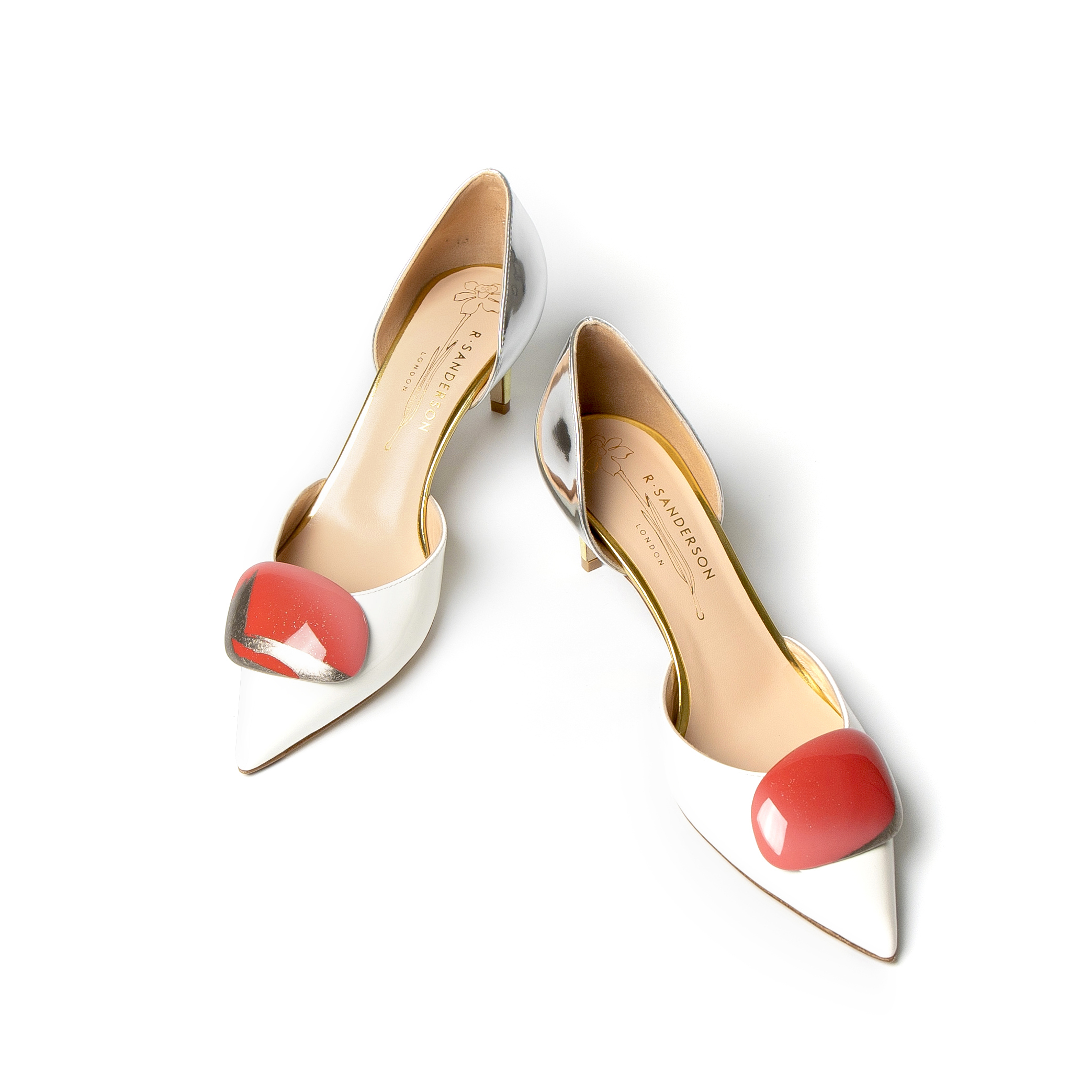 R · SANDERSON London标志性元素Pebble 彰显迷人的艺术魅力_凤凰网