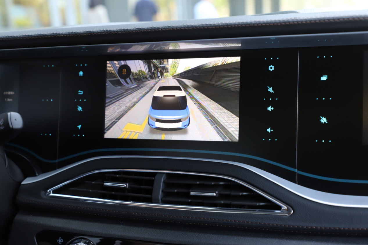 以爱为名，为爱而来！北汽新能源LITE-R300 5.20心动发布_凤凰网汽车_凤凰网