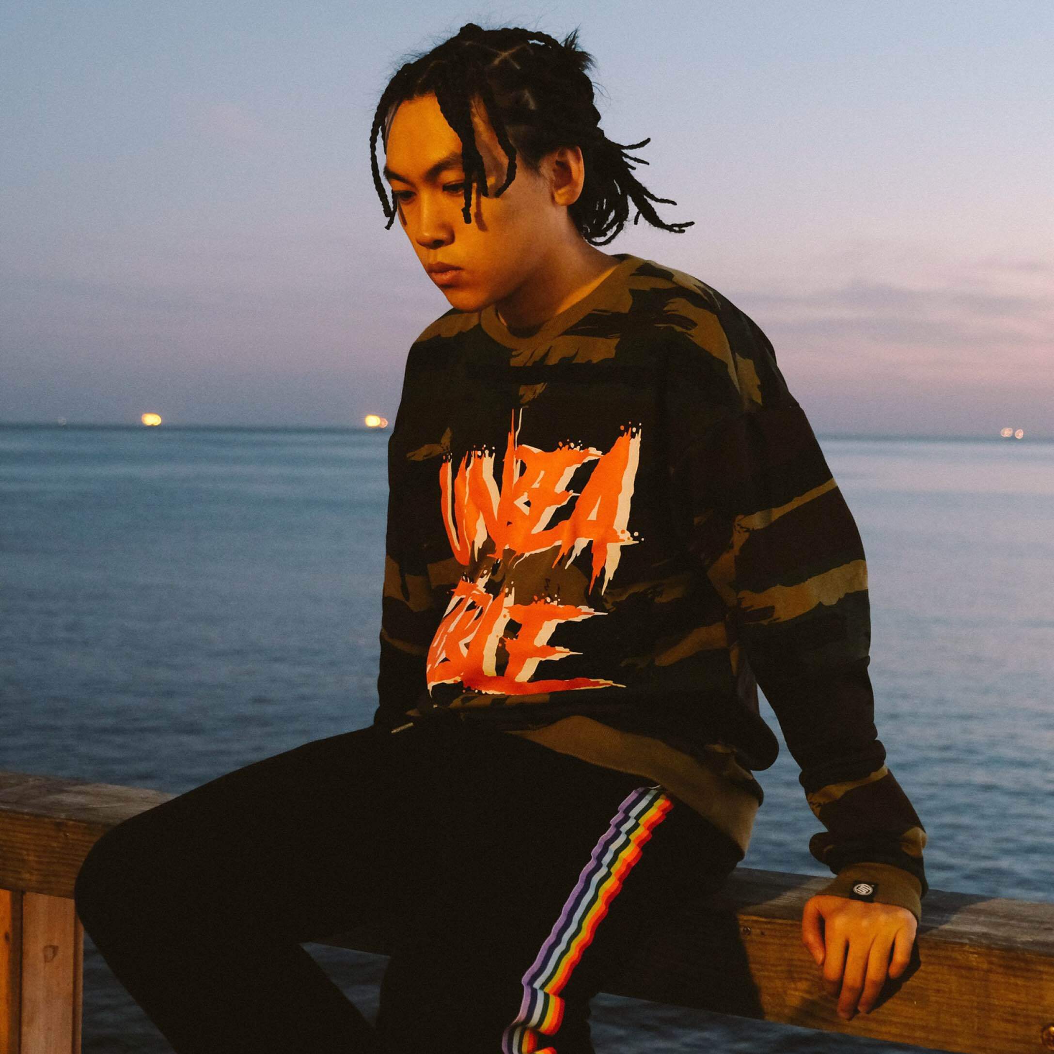 新人rapper团体AWAY首张EP《Alwayz Wavy And Young》发布__凤凰网