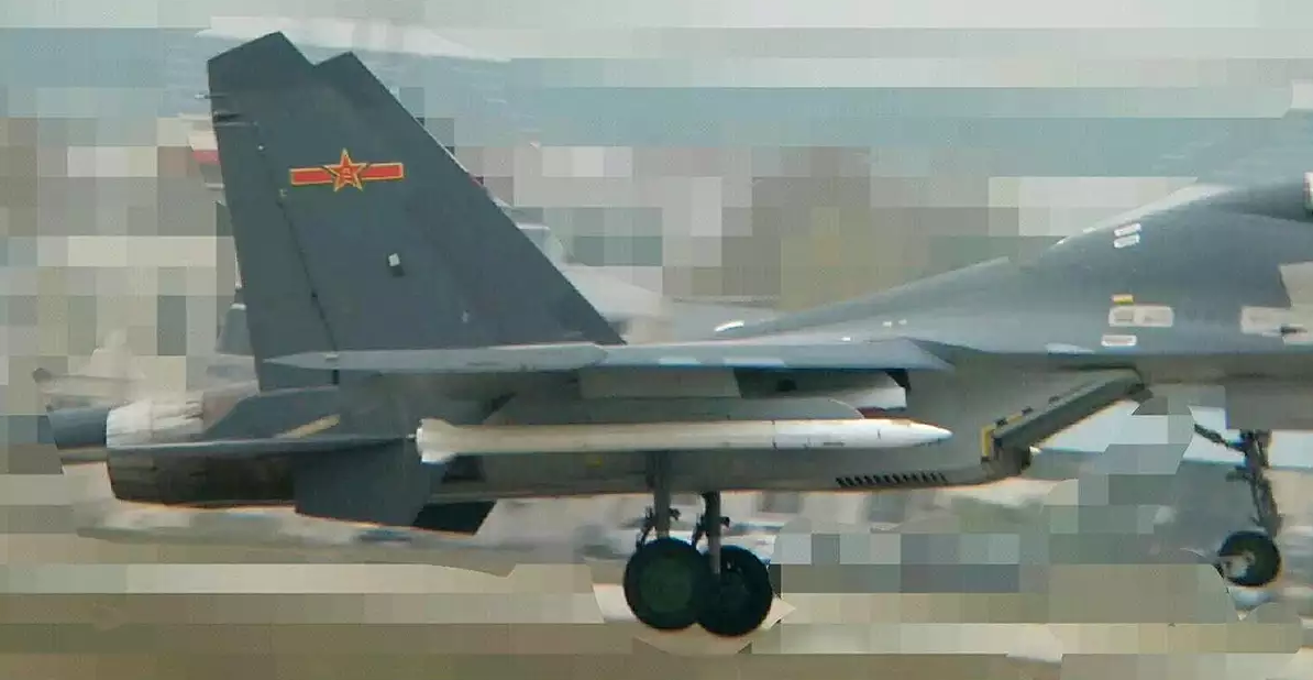 首款实装的双模空空导弹将诞生 中国再次引领全球？_凤凰网