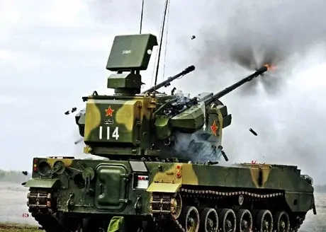 国产经典：PGZ09式双管35mm自行高炮__凤凰网