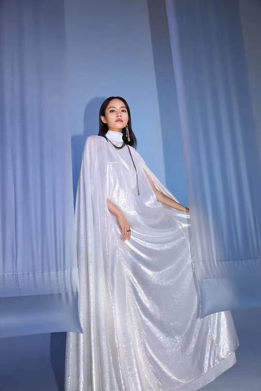 刘惜君全新EP《硬地之美》登陆Apple Music 9月6日震撼首发__凤凰网