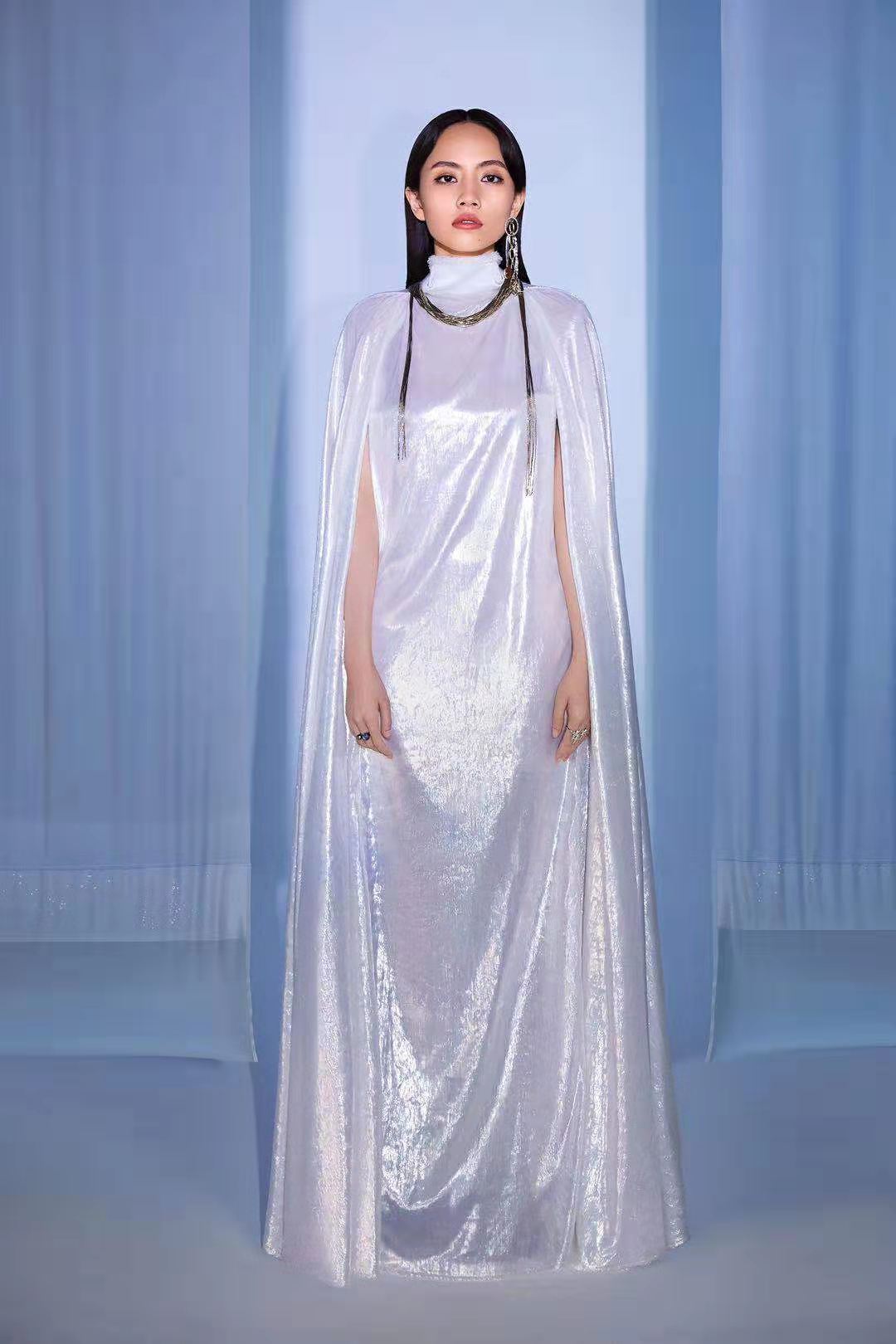 刘惜君全新EP《硬地之美》登陆Apple Music 9月6日震撼首发__凤凰网