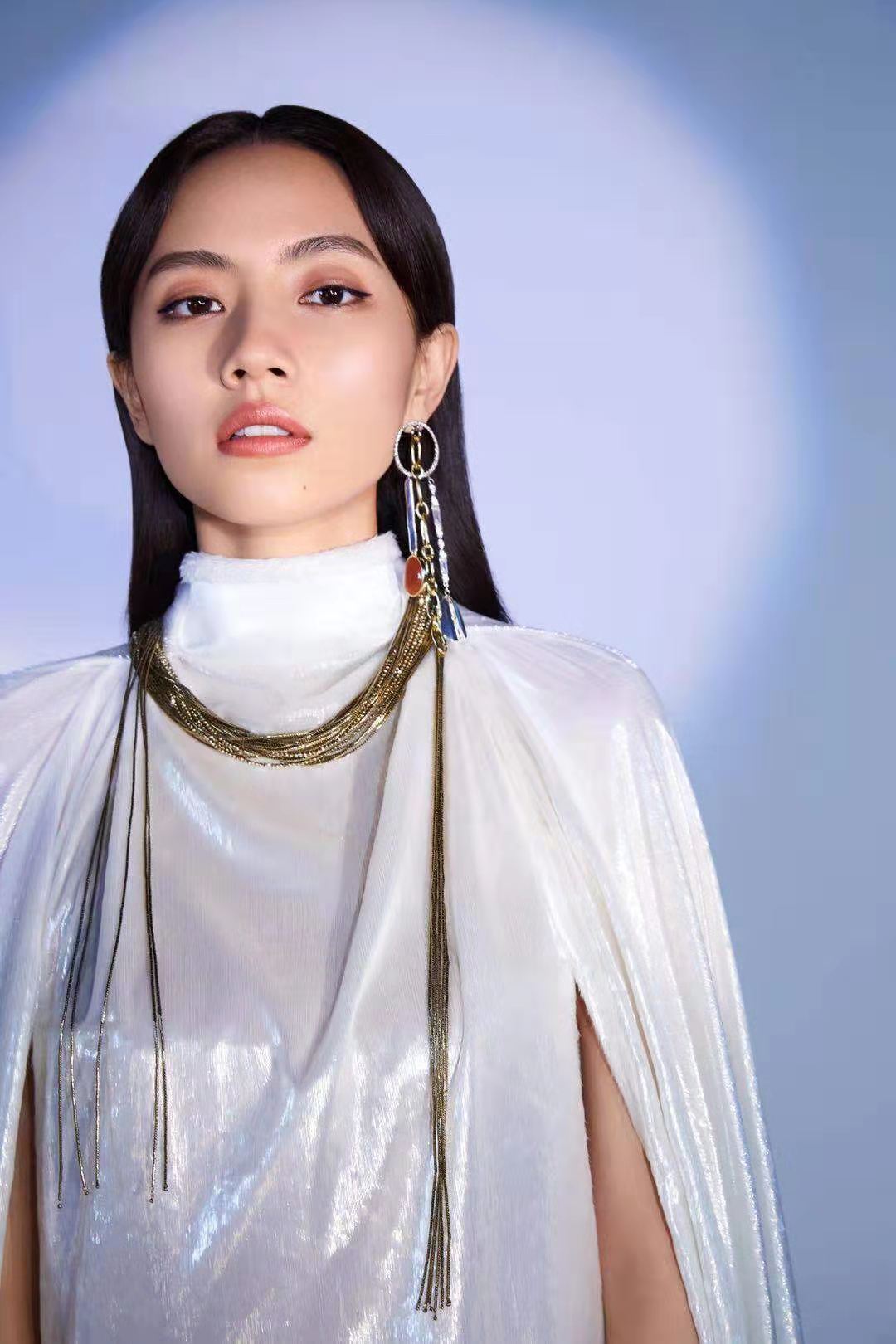 刘惜君全新EP《硬地之美》登陆Apple Music 9月6日震撼首发__凤凰网