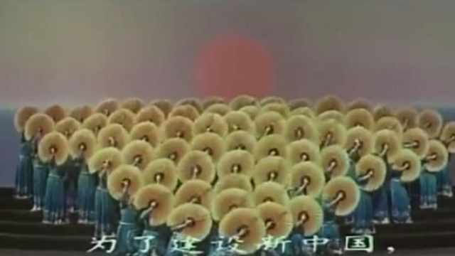 经典巨作《东方红》，传唱至今，听着让人心潮澎湃_凤凰网视频_凤凰网