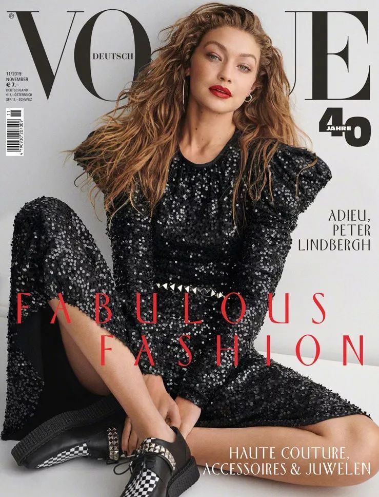 V magazine 2020年历画报12位超模性感亮相，你最爱哪一月？_凤凰网