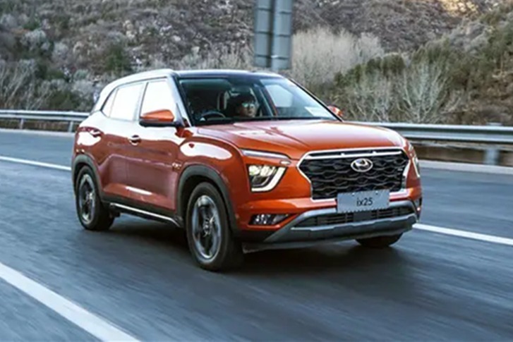 实拍北京现代新一代ix25，1.5L+CVT组合，内饰配两块屏实用性更强_凤凰网视频_凤凰网