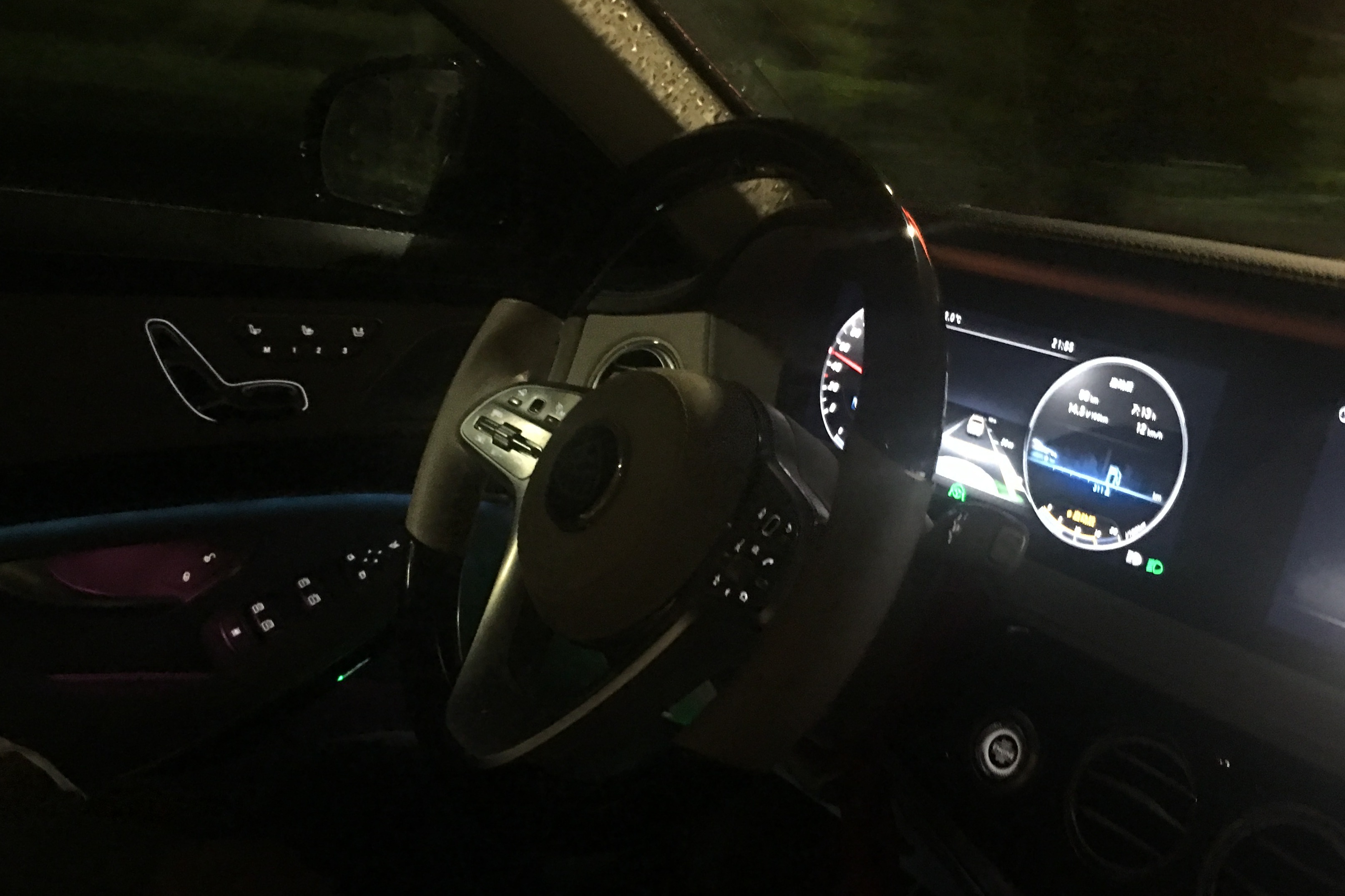 20款迈巴赫S450升级智能辅助驾驶23P测试能不能解放双手_凤凰网视频_凤凰网