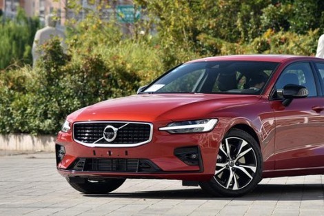 沃尔沃S60和奥迪A4L怎么选_凤凰网视频_凤凰网