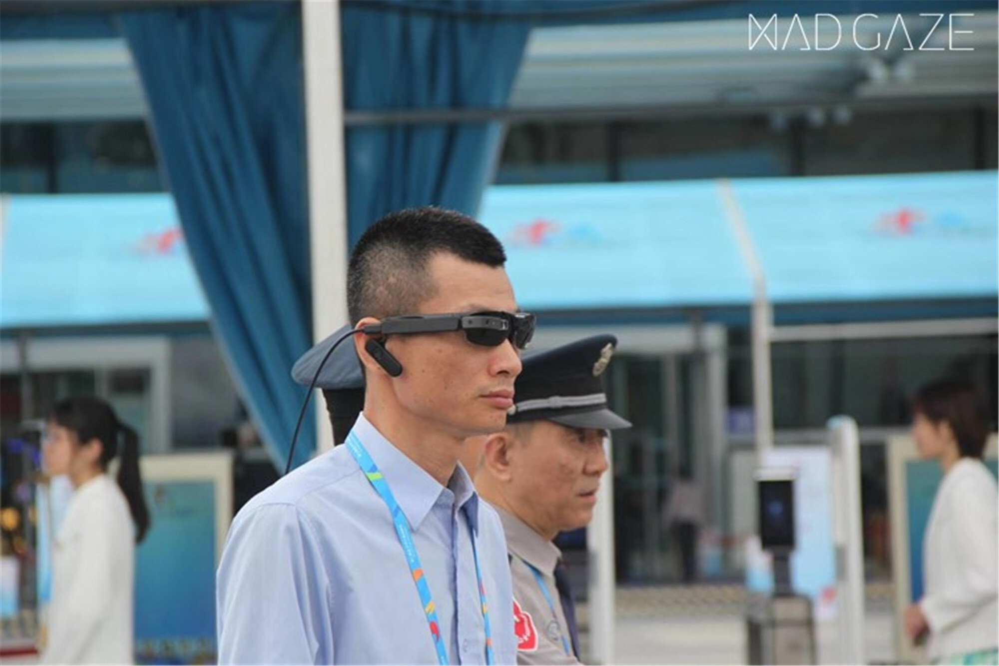 MAD Gaze推出人脸识别AR智能眼镜＋AI安防方案赋能智慧城市__凤凰网