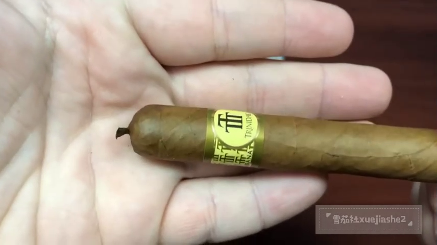 特立尼达雷耶斯雪茄 尺寸最小的小钢炮_凤凰网视频_凤凰网