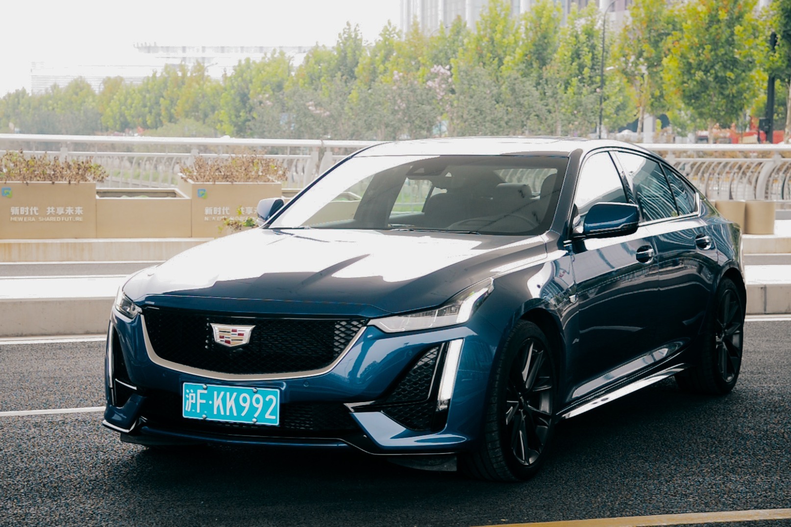 3系和C级看腻了吗？其实CT5比它们都香_凤凰网视频_凤凰网