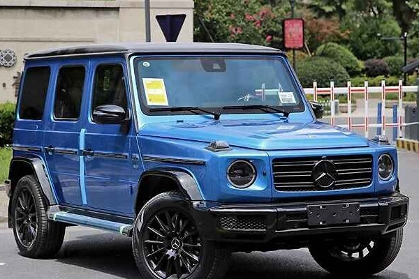 大G入门版/只要150万？奔驰G350 2.0T要来了_凤凰网