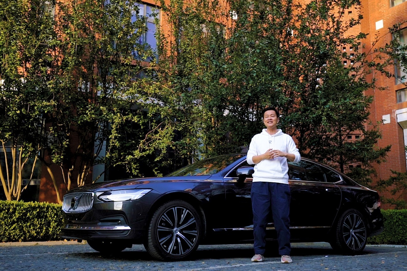 吴佩频道——换上48V轻混的新款S90，豪华感和BBA有什么不一样？_凤凰网视频_凤凰网