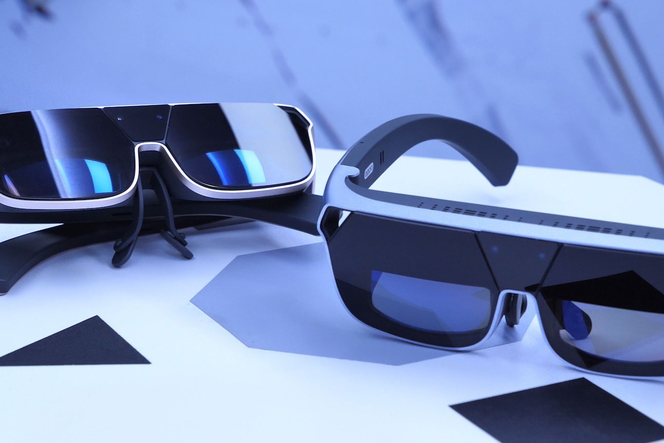 OPPO AR Glass 2021正式亮相，90寸大屏玩游戏是什么体验？_凤凰网视频_凤凰网