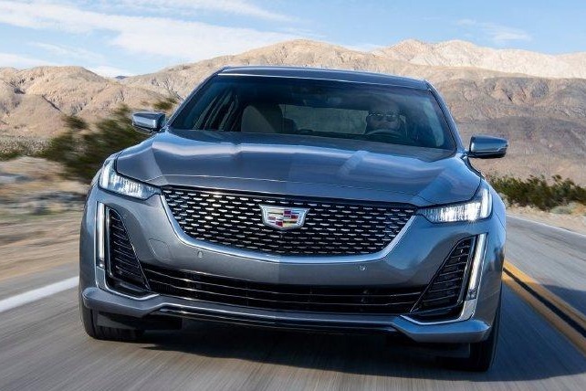 2021款凯迪拉克CT5上市 新车售价为27.97-34.17万元 _凤凰网视频_凤凰网