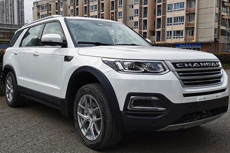 长安CS95纯电版曝光！搭赛力斯“同款”华为电机_凤凰网视频_凤凰网