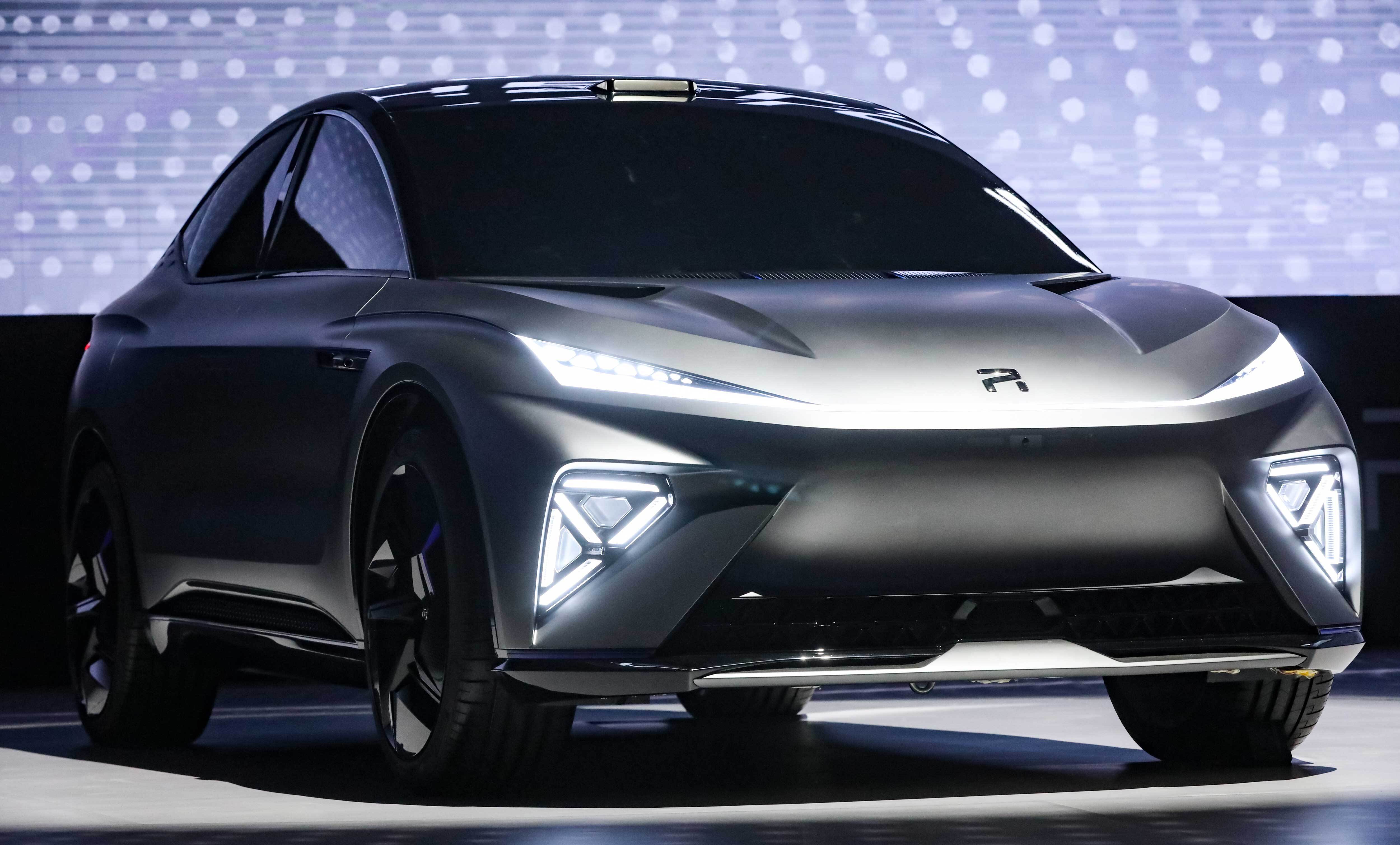 R品牌“R-TECH高能智慧体”全球首秀_凤凰网汽车_凤凰网
