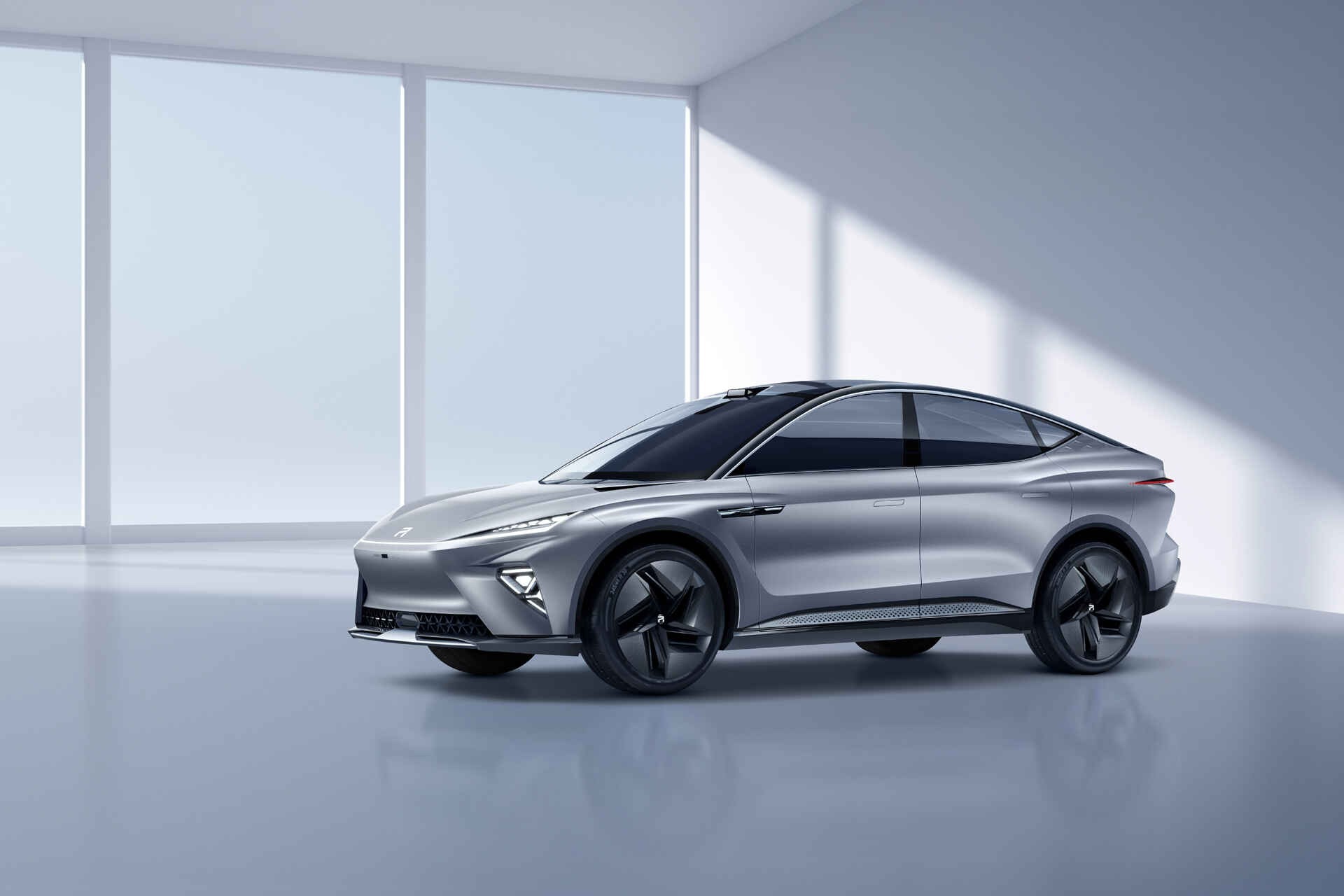 R汽车携R-TECH及全新物种ES33亮相“R品牌共创者生态大会”_凤凰网