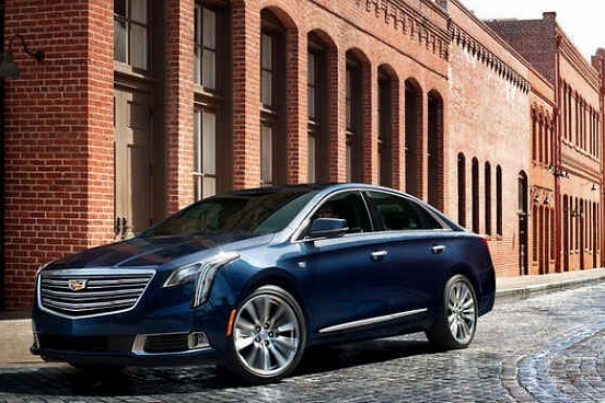 车友很纠结，买18年凯迪拉克XTS还是19年亚洲龙？（音频）_凤凰网