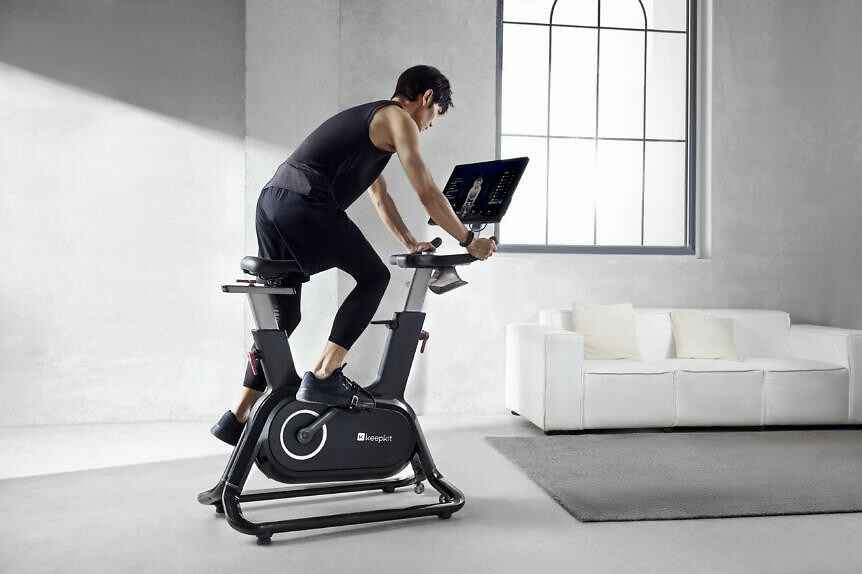 Keep发布智能动感单车C1 Pro：180度全触控双向大屏运动全能_凤凰网