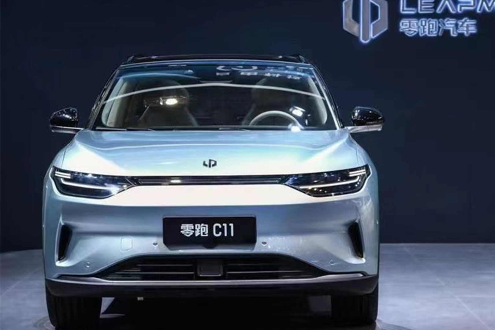 最高续航600KM，内饰质感不输特斯拉Model Y，零跑C11了解下_凤凰网视频_凤凰网