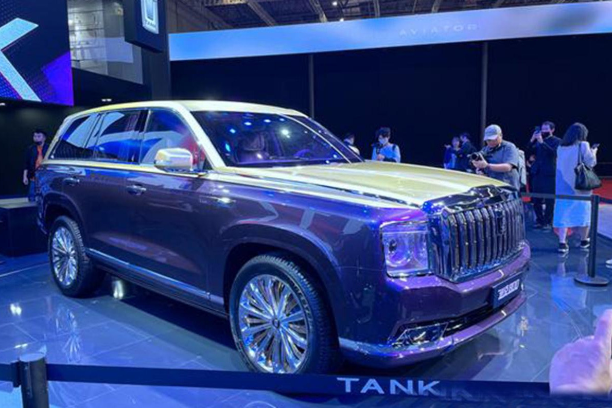 国产“库里南”！长城发布全新坦克800，内饰奢华，配3.0T V6动力_凤凰网视频_凤凰网