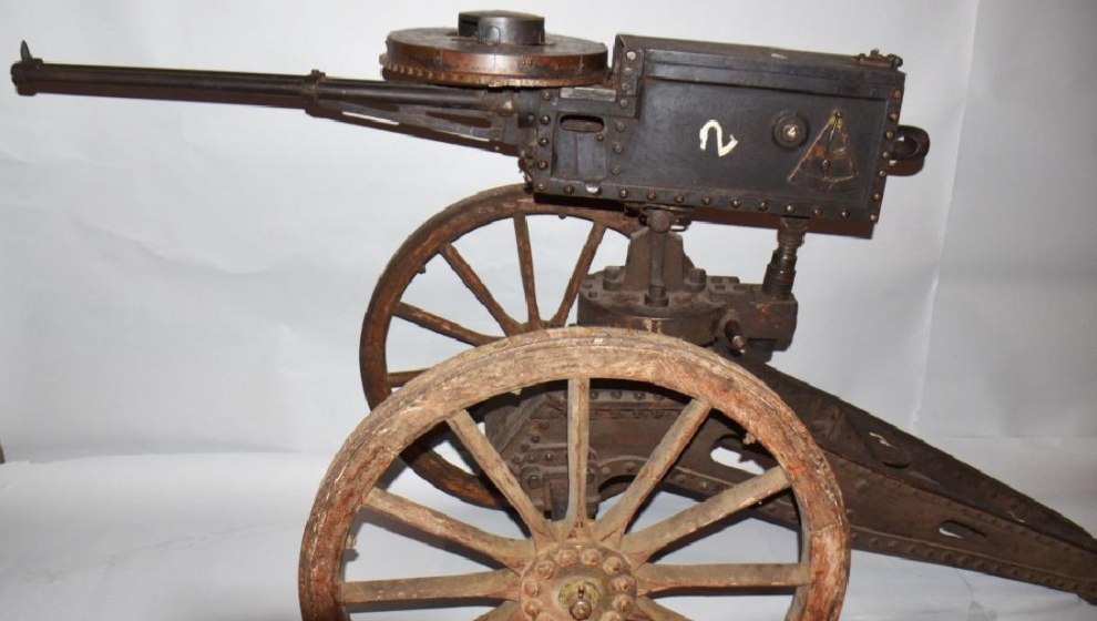 刘易斯机枪的灵感来源，1896年尼泊尔的手摇机枪BIRA GUN__凤凰网