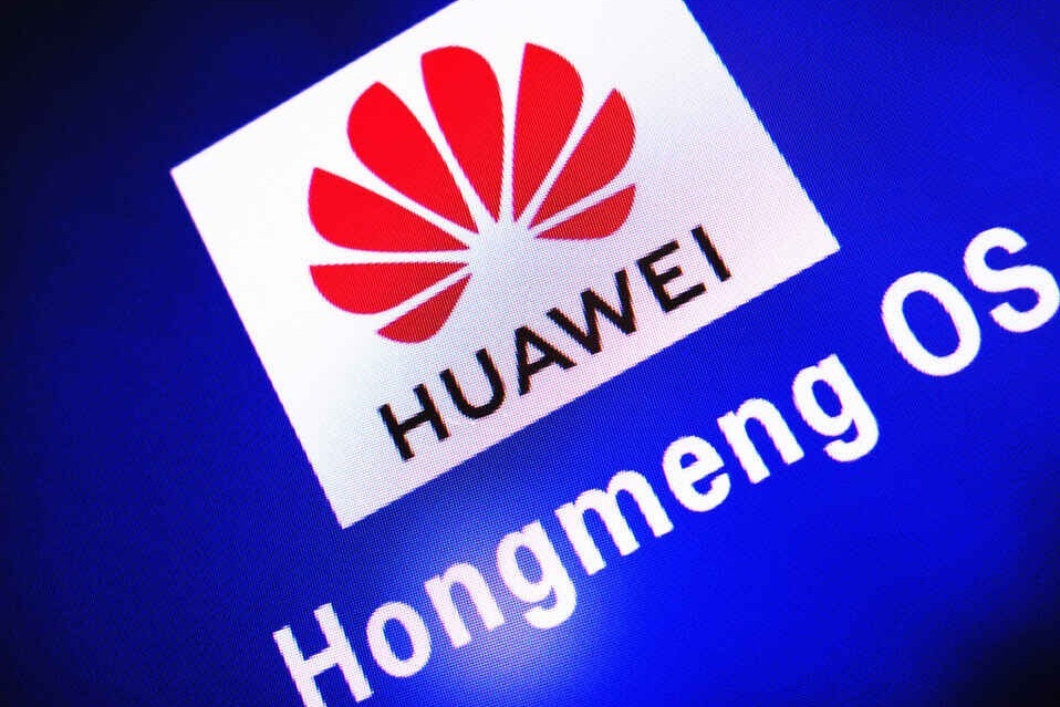 为什么宁愿买不降价的华为手机，也不买价格更便宜的苹果和小米？_凤凰网