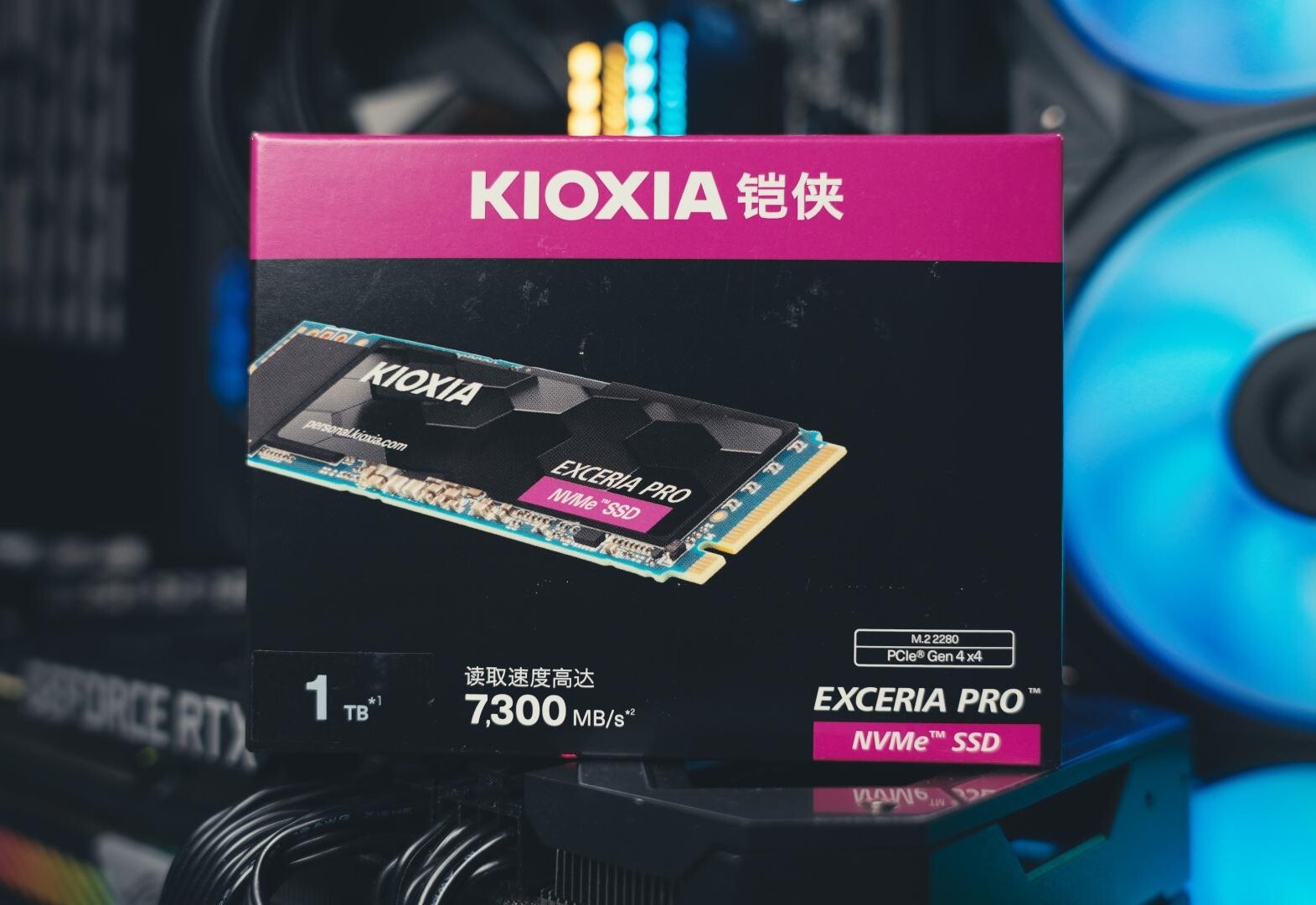 随迟但到的纯血SSD，铠侠EXCERIA PRO 1TB_凤凰网
