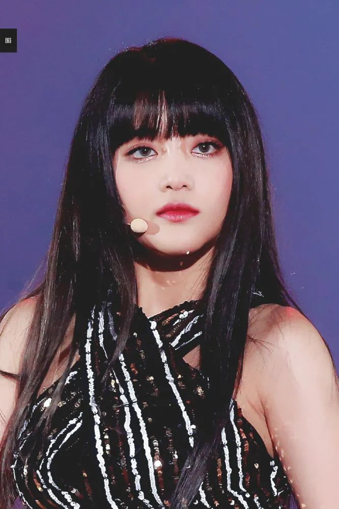 最近火出圈的Minnie仿妆什么来头？让乖乖女变身冷酷拽姐_凤凰网