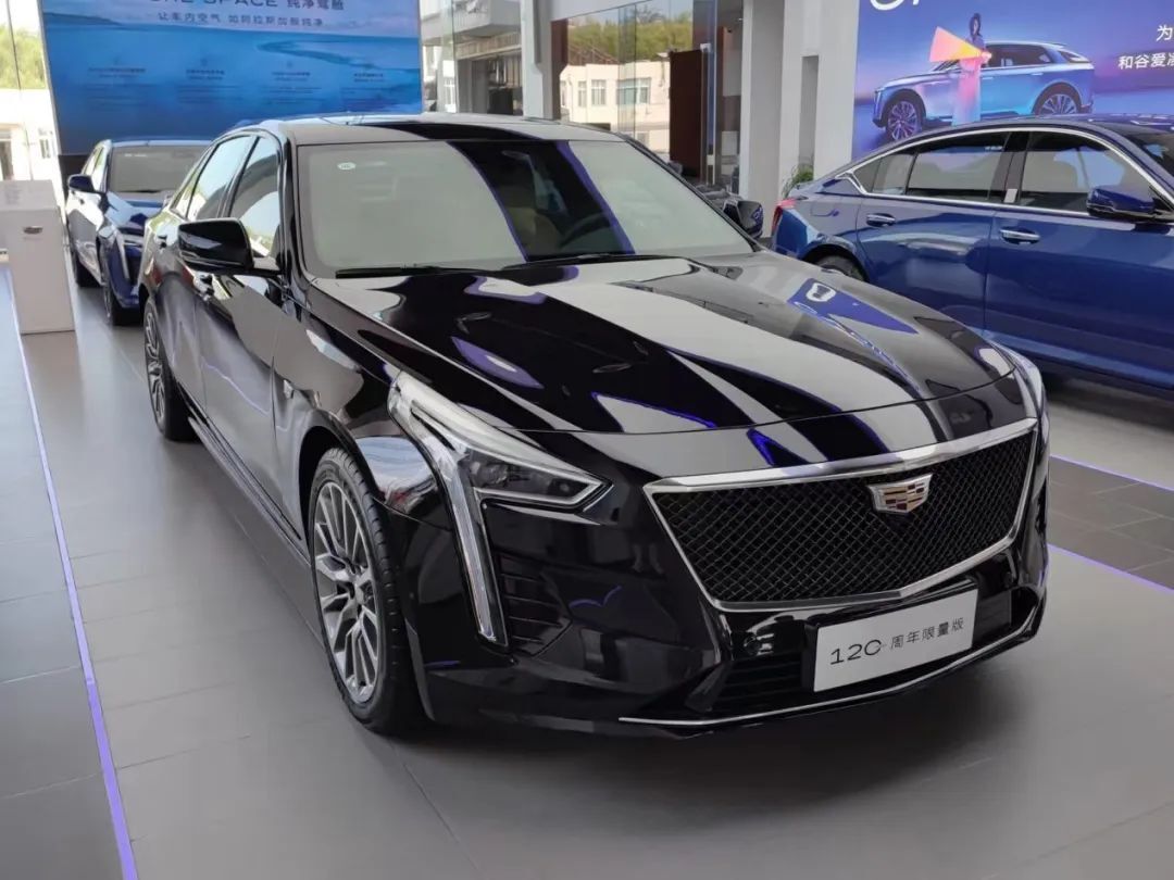 Cars01车闻丨“解读蓝色优雅” 静态品鉴120周年凯迪拉克CT6_凤凰网汽车_凤凰网