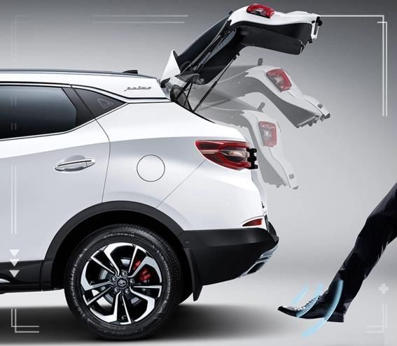 新时代开汽车尾门方式更新！啥叫AR智能尾门？__凤凰网