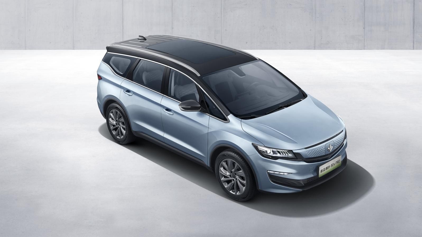 定位“可充可换纯电6座MPV” 睿蓝枫叶80v PRO发布外观、内饰官图__凤凰网