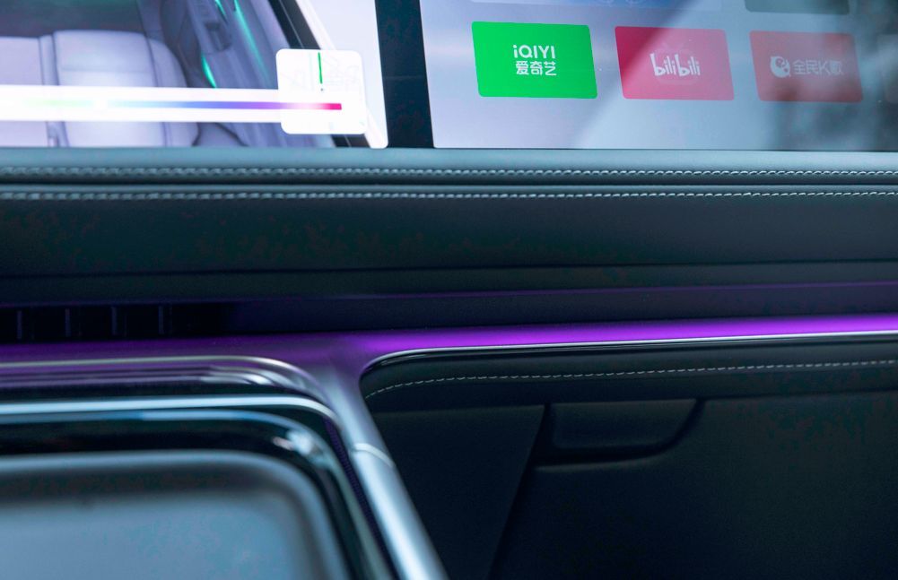 问界M5 EV和小鹏G9，你被谁的智能座舱“秀”到了？__凤凰网